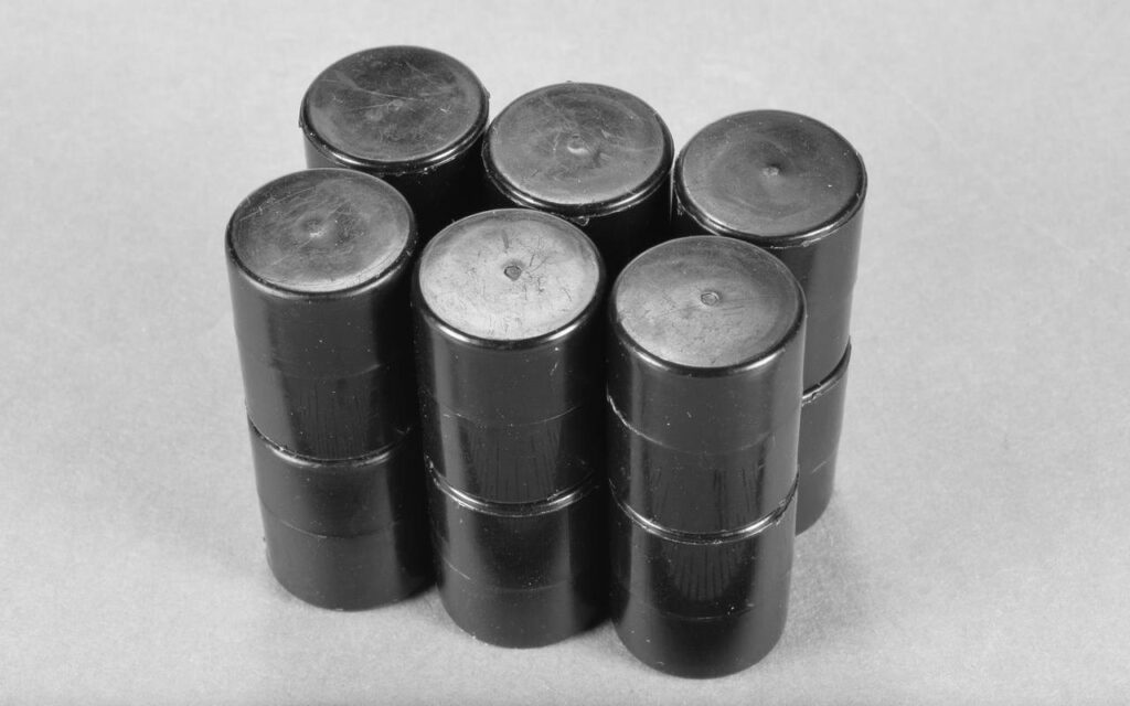 D8APC-BLK Neodymium Disc/Cylinder Magnets - EPI Magnets