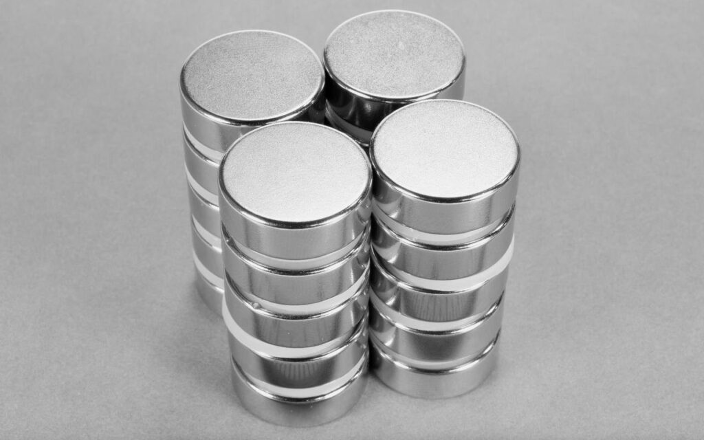 DC4-N52 Neodymium Disc/Cylinder Magnets - EPI Magnets