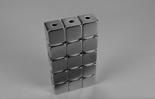 An Overview of Halbach Arrays - EPI Magnets